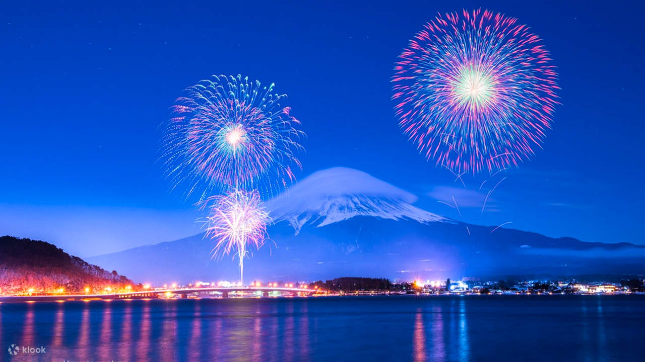 [Mount Fuji Fireworks Extravaganza] Kawaguchiko Fireworks Festival ...